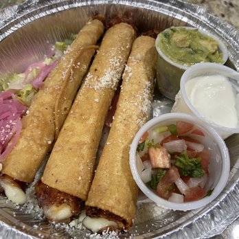 LAS CHELITAS - Updated August 2025 - 439 Photos & 115 Reviews - 7312 ...