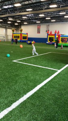 NAPERVILLE YARD SPORTS COMPLEX - 10 Photos & 13 Reviews - 1607 Legacy ...