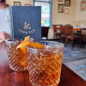 TURN KEY MADISON - Updated June 2024 - 127 Photos & 62 Reviews - 1344 E ...