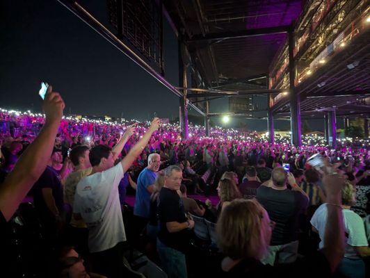 CREDIT UNION 1 AMPHITHEATER - Updated July 2025 - 40 Photos & 42 ...