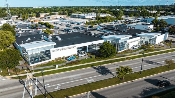 BMW OF MILWAUKEE NORTH - Updated January 2026 - 24 Photos & 44 Reviews ...