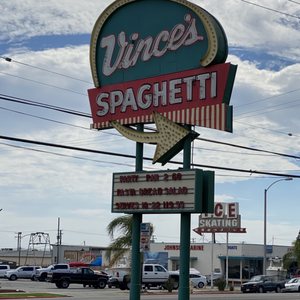 VINCE’S SPAGHETTI - 663 Photos & 888 Reviews - Italian - 8241 Foothill ...