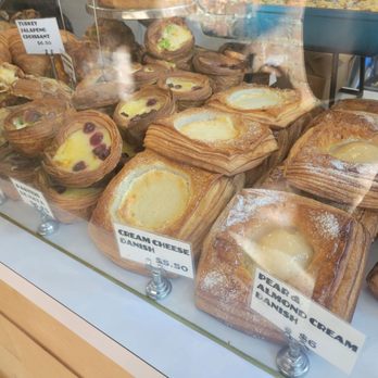 SIMPLE LOAF BAKEHOUSE - Updated December 2024 - 158 Photos & 101 ...