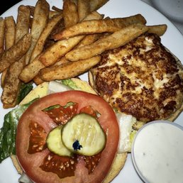 TUCKAHOE INN - 195 Photos & 304 Reviews - 1 Harbor Rd, Marmora, New ...