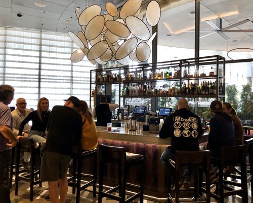 VICE VERSA PATIO & LOUNGE - 313 Photos & 150 Reviews - 2600 W Harmon ...