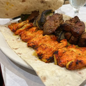 RAFFI’S PLACE - Updated April 2025 - 6560 Photos & 6943 Reviews - 211 E ...