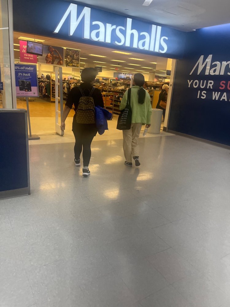 MARSHALLS - Updated June 2024 - 127 Photos & 29 Reviews - 4211 Broadway ...