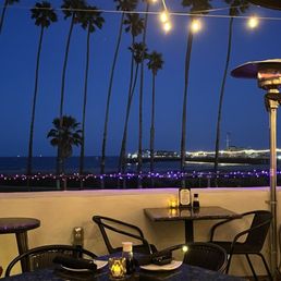 OKU - Updated October 2024 - 1598 Photos & 885 Reviews - 29 E Cabrillo ...