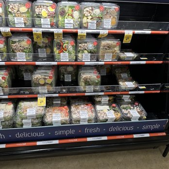 VONS - Updated December 2025 - 95 Photos & 65 Reviews - 5638 E Kings ...