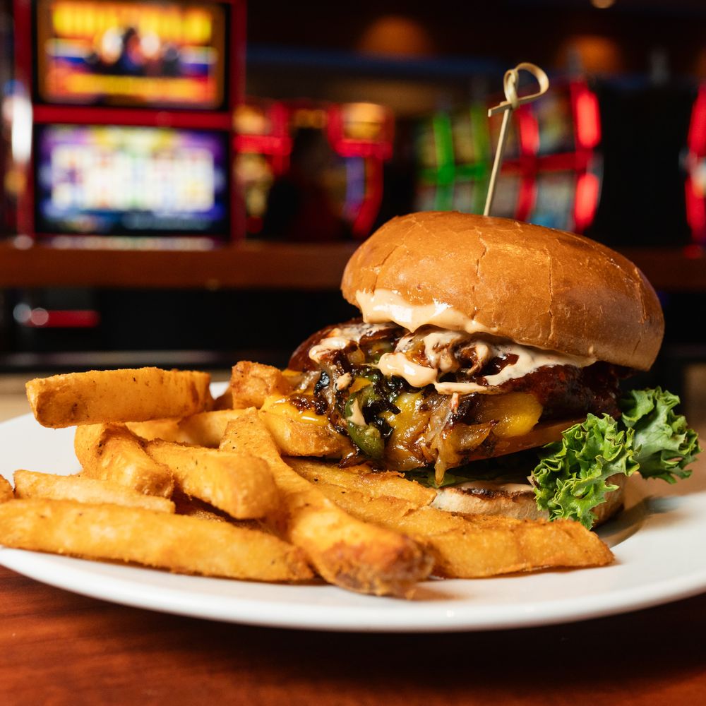 SNOQUALMIE CAFE & DELI - Updated December 2025 - 21 Photos & 14 Reviews ...