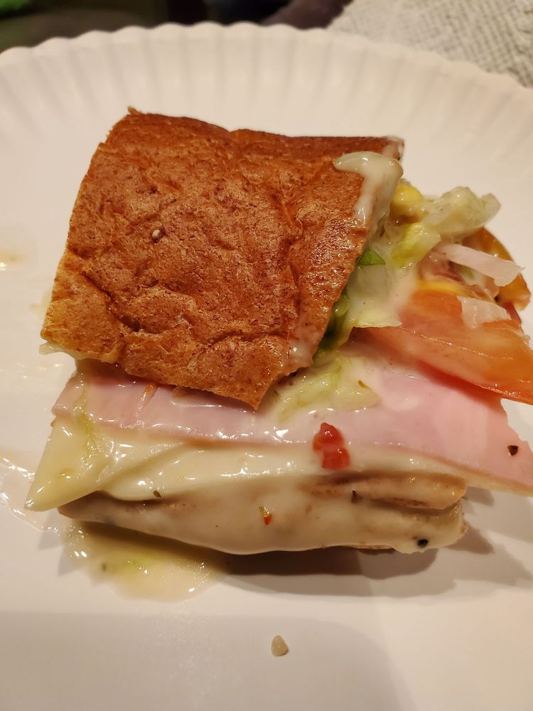 CAPTAIN BILL’S SUBMARINE - 160 Photos & 182 Reviews - 10645 N 35th Ave ...