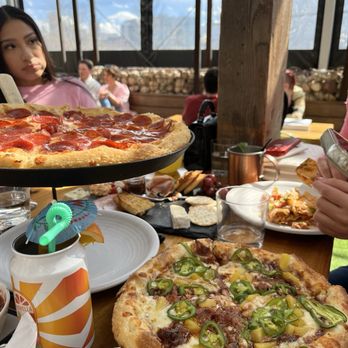 HAPPY CAMPER - Updated May 2024 - 1438 Photos & 1006 Reviews - 3211 N ...