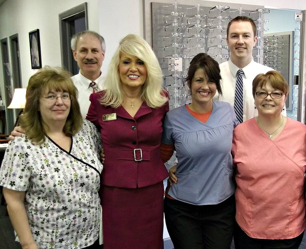 OPTICARE VISION CENTER - Updated September 2025 - 5854 Cinema Dr ...