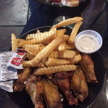 KAZOOLA EATERY AND ENTERTAINMENT - Updated September 2025 - 58 Photos ...