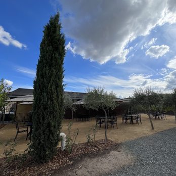 WELLINGTON CELLARS - Updated December 2025 - 91 Photos & 62 Reviews ...