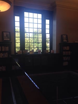 GEORGETOWN PUBLIC LIBRARY - Updated November 2025 - 20 Photos & 27 ...