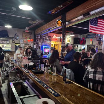 CHECKERED FLAG TAVERN - Updated December 2025 - 407 Photos & 174 ...