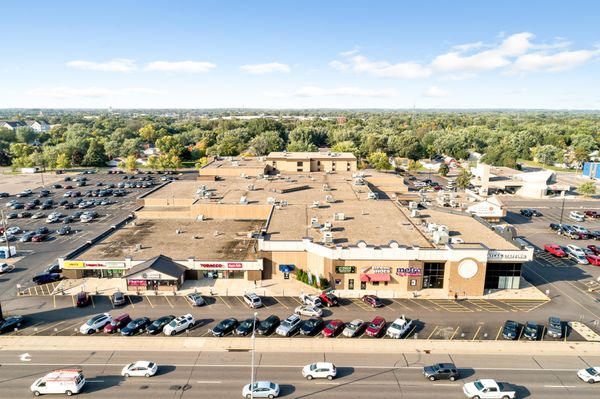 MIDTOWN SQUARE MALL - Updated June 2024 - 17 Photos - 3333 W Division ...