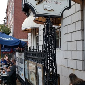 CHEERS - 1746 Photos & 964 Reviews - American (Traditional) - 84 Beacon ...