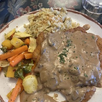 EDELWEISS GERMAN RESTAURANT - Updated April 2025 - 1168 Photos & 1301 ...