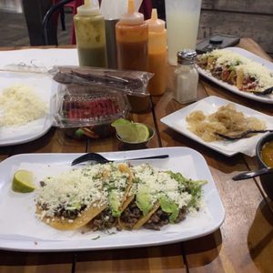 EL ULTIMO TACO TAQUERIA - 387 Photos & 327 Reviews - 938 N Expy ...