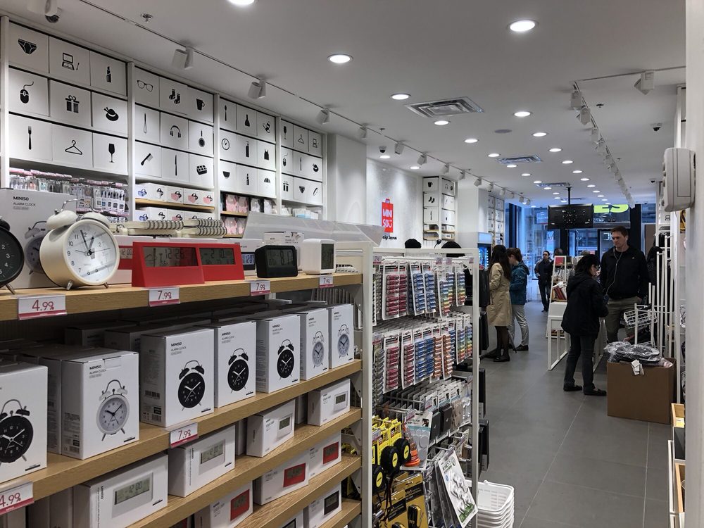 MINISO - Updated May 2026 - 30 Photos - 475 Rue Sainte-Catherine O ...