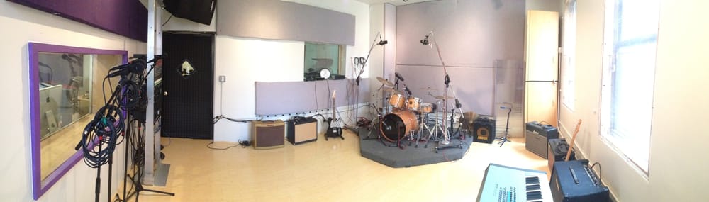 VISIONARY STUDIOS - Updated September 2025 - 541 Ave Of The Americas ...