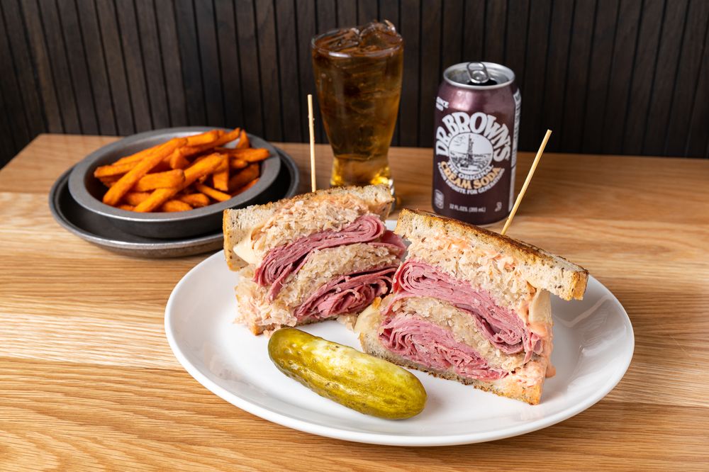 KATZ’S DELI - 268 Photos & 192 Reviews - 2200 N Shepherd Dr, Houston ...