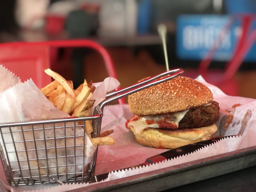 BRGR STOP - 1303 Photos & 910 Reviews - 4301 Coconut Creek Pkwy ...