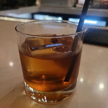 TABLE 87 - BROOKLYN HEIGHTS - Updated January 2026 - 351 Photos & 403 ...