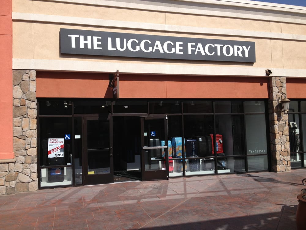 THE LUGGAGE FACTORY - Updated July 2025 - 5701 Outlets At Tejon Pkwy ...