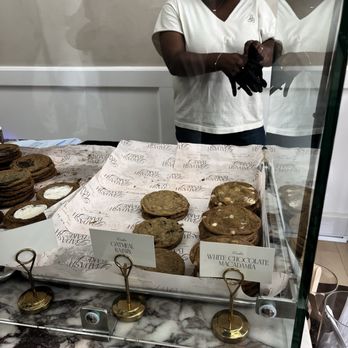 BADASH BAKES - Updated June 2025 - 149 Photos & 57 Reviews - 247 E ...