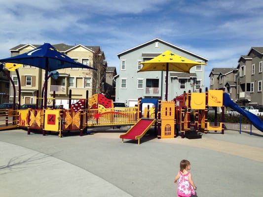 NEWHALL PARK - Updated January 2026 - 10 Photos & 17 Reviews - 972 ...