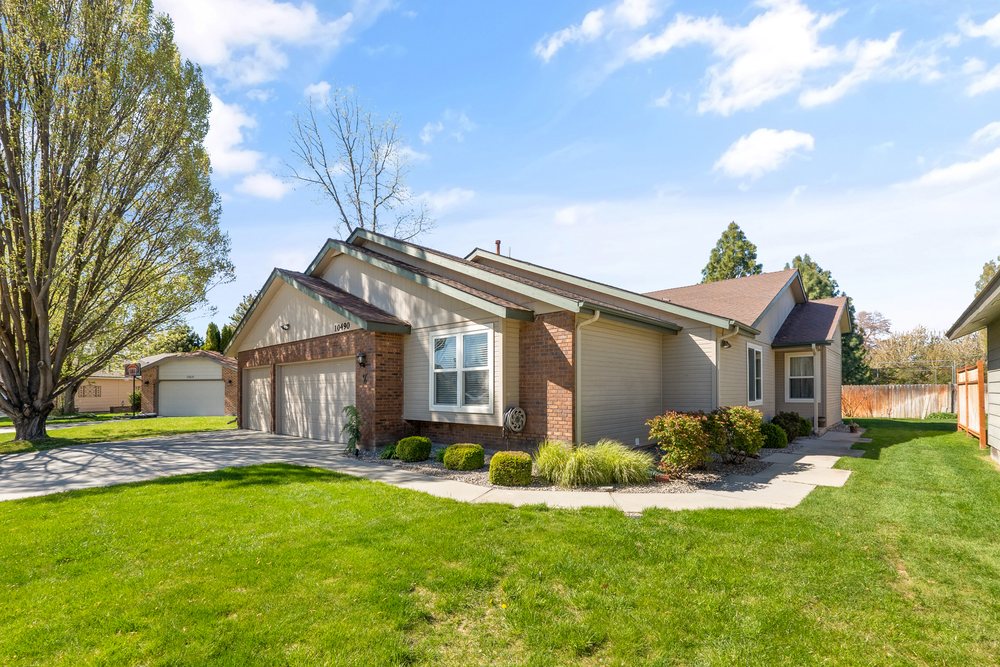 BLUE MTN PROPERTY MANAGEMENT - Updated September 2025 - 3313 W Cherry ...