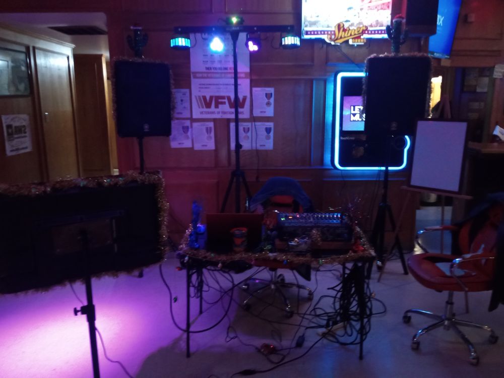 CJ KARAOKE - Updated August 2025 - Denison, Texas - DJs - Phone Number ...