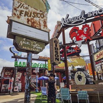 SIGN BAR - Updated March 2025 - 423 Photos & 103 Reviews - 9909 Fm 969 ...