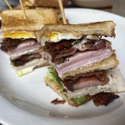 DOWN ON GRAYSON - Updated August 2025 - 1817 Photos & 1301 Reviews ...