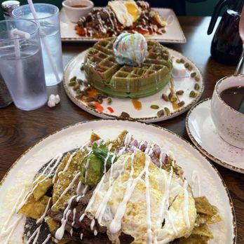 MADRES BRUNCH - Updated June 2025 - 1069 Photos & 928 Reviews - 2099 E ...