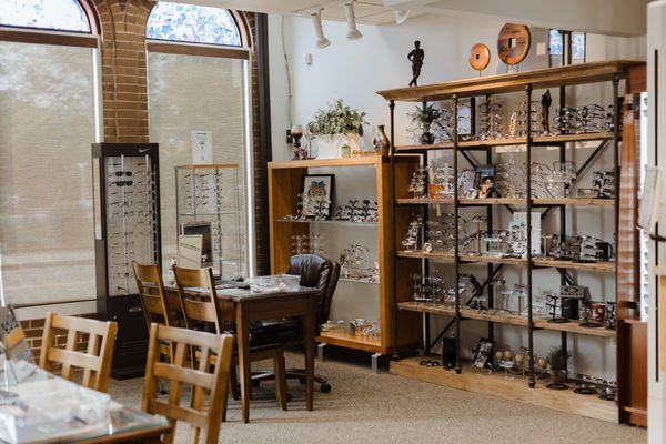 NOBLE EYES & VISION CENTER - Updated December 2025 - 113 W Pioneer Ave ...