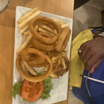 KOCO’S PUB - Updated August 2024 - 662 Photos & 774 Reviews - 4301 ...