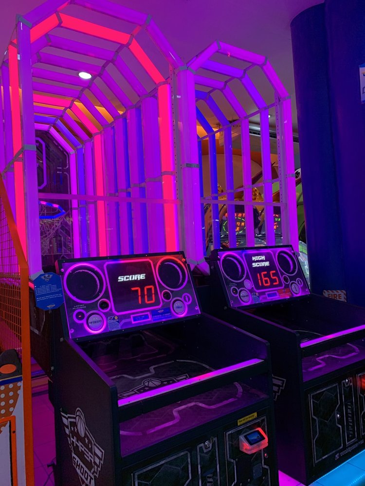 TIMEZONE - Updated February 2025 - 17 Photos - North Avenue, Quezon ...