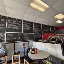 THE DELI LAMA - Updated May 2025 - 98 Photos & 121 Reviews - 150 Toland ...