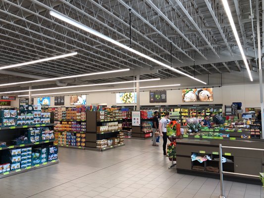 ALDI - 62 Photos & 129 Reviews - Grocery - 2246 N Lake Ave, Altadena ...