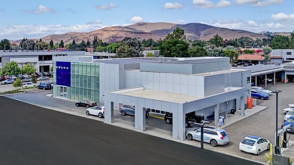 RUSNAK VOLVO CARS WESTLAKE - Updated April 2026 - 71 Photos & 96 ...