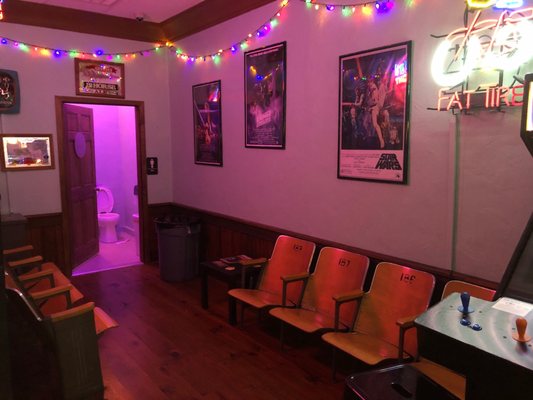THE BASEMENT ARCADE BAR - 61 Photos & 39 Reviews - 14 Union St S ...