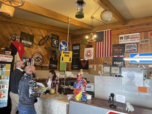 SMACKY’S ON BROADWAY - Updated January 2026 - 161 Photos & 216 Reviews ...