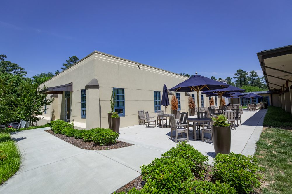 DUKE CENTER FOR LIVING CAMPUS - Updated March 2025 - 21 Photos - 3475 ...