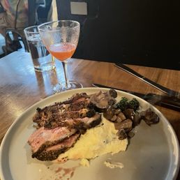 THE OAK - RALEIGH - Updated July 2025 - 575 Photos & 561 Reviews - 4035 ...