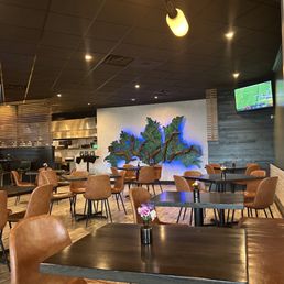 OAK 36 BAR & KITCHEN - Updated December 2025 - 321 Photos & 214 Reviews ...