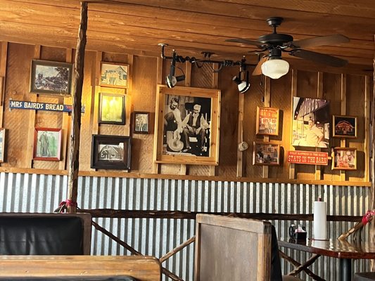 RED BARN BAR-B-QUE - Updated January 2026 - 139 Photos & 213 Reviews ...